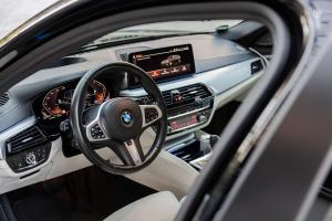 Melns BMW 530 2021 Viļņa, ar dzinēja tilpumu 2.99 L un nobraukumu 191 tūkst. km par 28900 €, foto 15 vietnē AUTOMOTO.COM.LV