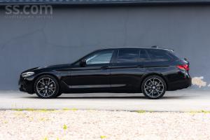 Black BMW 530 2021 in Jelgava, with an engine capacity of 2.00 L and mileage of 211 thousand km for 22000 €, photo 8 on AUTOMOTO.COM.LV