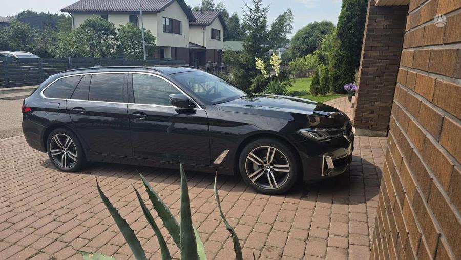 Melns BMW 530 2021 Viļņa, ar dzinēja tilpumu 2.00 L un nobraukumu 146 tūkst. km par 31299 €, foto 6 vietnē AUTOMOTO.COM.LV