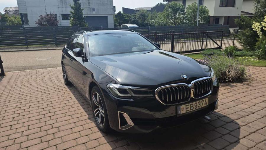 Melns BMW 530 2021 Viļņa, ar dzinēja tilpumu 2.00 L un nobraukumu 146 tūkst. km par 31299 €, foto 10 vietnē AUTOMOTO.COM.LV