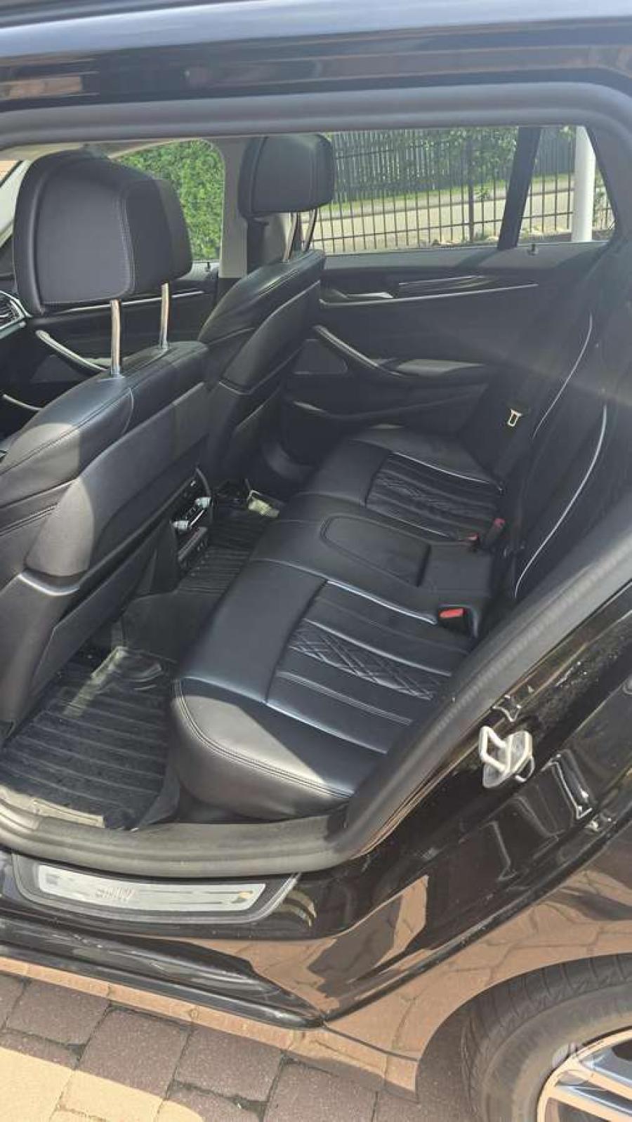 Melns BMW 530 2021 Viļņa, ar dzinēja tilpumu 2.00 L un nobraukumu 146 tūkst. km par 31299 €, foto 13 vietnē AUTOMOTO.COM.LV