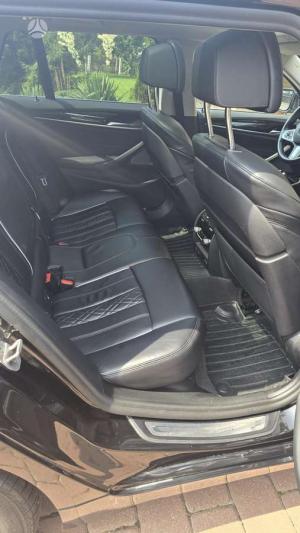 Melns BMW 530 2021 Viļņa, ar dzinēja tilpumu 2.00 L un nobraukumu 146 tūkst. km par 31299 €, foto 14 vietnē AUTOMOTO.COM.LV
