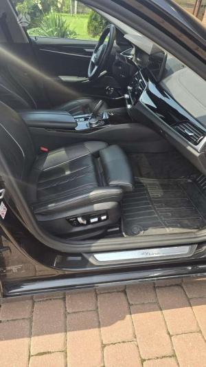 Melns BMW 530 2021 Viļņa, ar dzinēja tilpumu 2.00 L un nobraukumu 146 tūkst. km par 31299 €, foto 15 vietnē AUTOMOTO.COM.LV