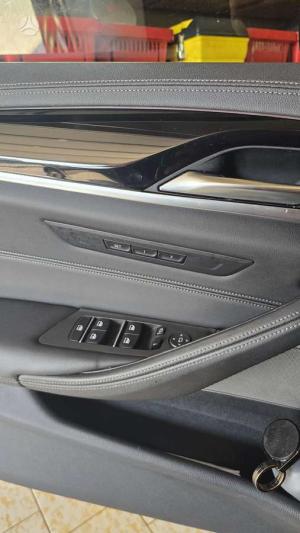 Melns BMW 530 2021 Viļņa, ar dzinēja tilpumu 2.00 L un nobraukumu 146 tūkst. km par 31299 €, foto 28 vietnē AUTOMOTO.COM.LV