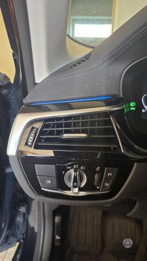 Melns BMW 530 2021 Viļņa, ar dzinēja tilpumu 2.00 L un nobraukumu 146 tūkst. km par 31299 €, foto 29 vietnē AUTOMOTO.COM.LV