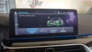 Melns BMW 530 2021 Viļņa, ar dzinēja tilpumu 2.00 L un nobraukumu 146 tūkst. km par 31299 €, foto 36 vietnē AUTOMOTO.COM.LV