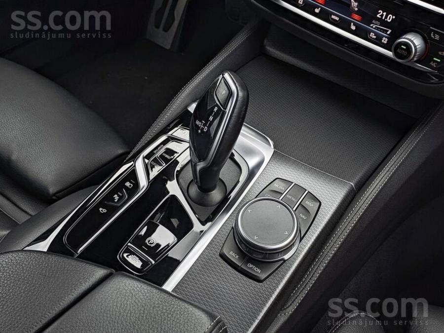 Melns BMW 530 2021 Tukums, ar dzinēja tilpumu 2.00 L un nobraukumu 141 tūkst. km par 29990 €, foto 17 vietnē AUTOMOTO.COM.LV