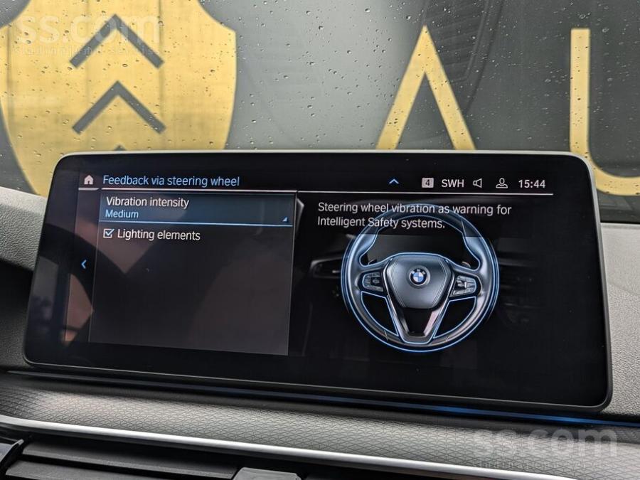 Melns BMW 530 2021 Tukums, ar dzinēja tilpumu 2.00 L un nobraukumu 141 tūkst. km par 29990 €, foto 27 vietnē AUTOMOTO.COM.LV