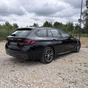 Black BMW 530 2021 in Vilnius, with an engine capacity of 2.00 L and mileage of 192 thousand km for 22900 €, photo 4 on AUTOMOTO.COM.LV