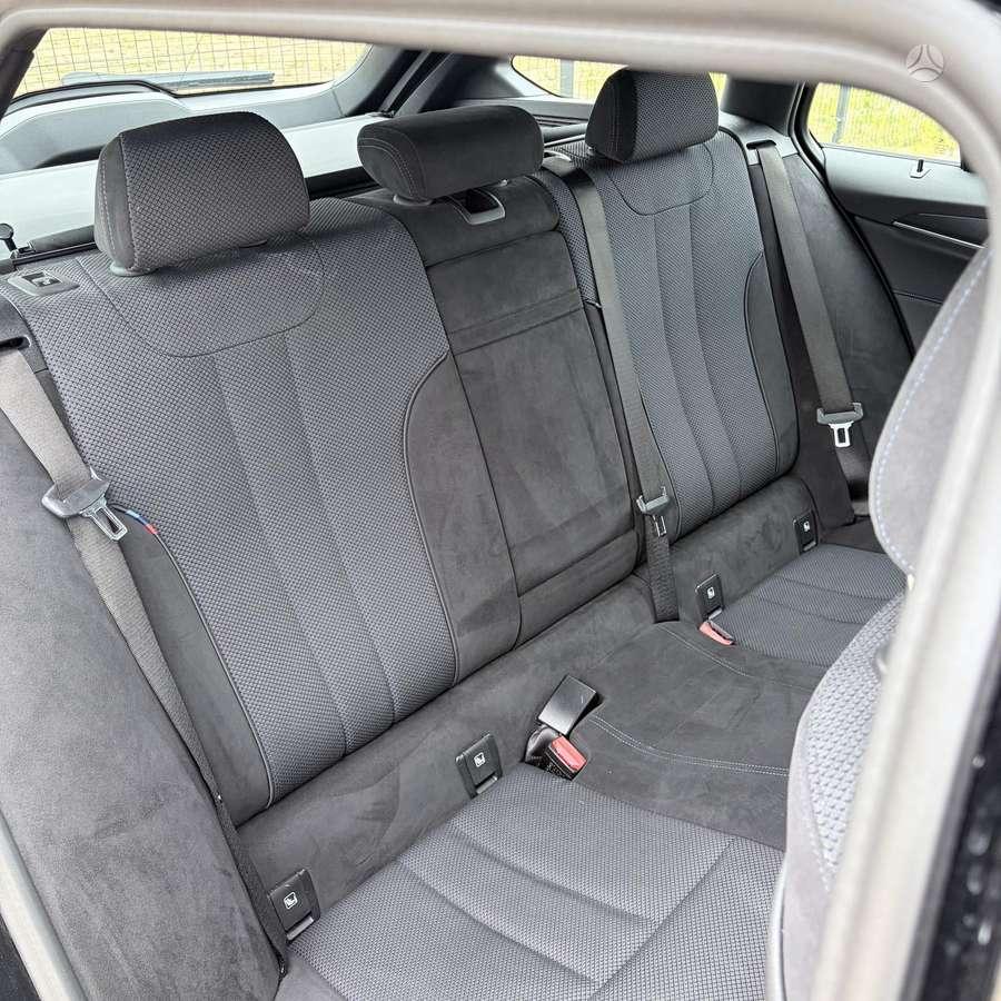 Black BMW 530 2021 in Vilnius, with an engine capacity of 2.00 L and mileage of 192 thousand km for 22900 €, photo 20 on AUTOMOTO.COM.LV