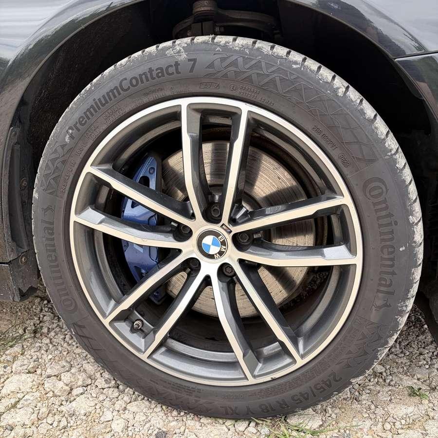 Black BMW 530 2021 in Vilnius, with an engine capacity of 2.00 L and mileage of 192 thousand km for 22900 €, photo 27 on AUTOMOTO.COM.LV