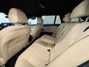 Black BMW 530 2021 in Marijampole, with an engine capacity of 2.00 L and mileage of 50 thousand km for 29999 €, photo 18 on AUTOMOTO.COM.LV