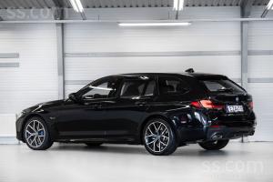 Black BMW 530 2021 in Tukums, with an engine capacity of 2.00 L and mileage of 175 thousand km for 27777 €, photo 9 on AUTOMOTO.COM.LV