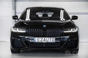 Black BMW 530 2021 in Tukums, with an engine capacity of 2.00 L and mileage of 175 thousand km for 27777 €, photo 11 on AUTOMOTO.COM.LV