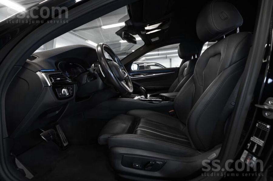 Black BMW 530 2021 in Tukums, with an engine capacity of 2.00 L and mileage of 175 thousand km for 27777 €, photo 13 on AUTOMOTO.COM.LV