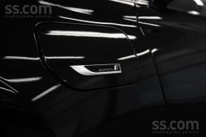 Black BMW 530 2021 in Tukums, with an engine capacity of 2.00 L and mileage of 175 thousand km for 27777 €, photo 35 on AUTOMOTO.COM.LV