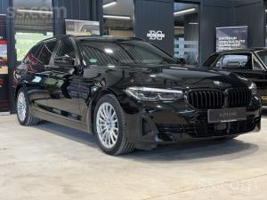 Black BMW 530 2021 in Riga, with an engine capacity of 2.00 L and mileage of 80 thousand km for 26490 €, photo  on AUTOMOTO.COM.LV