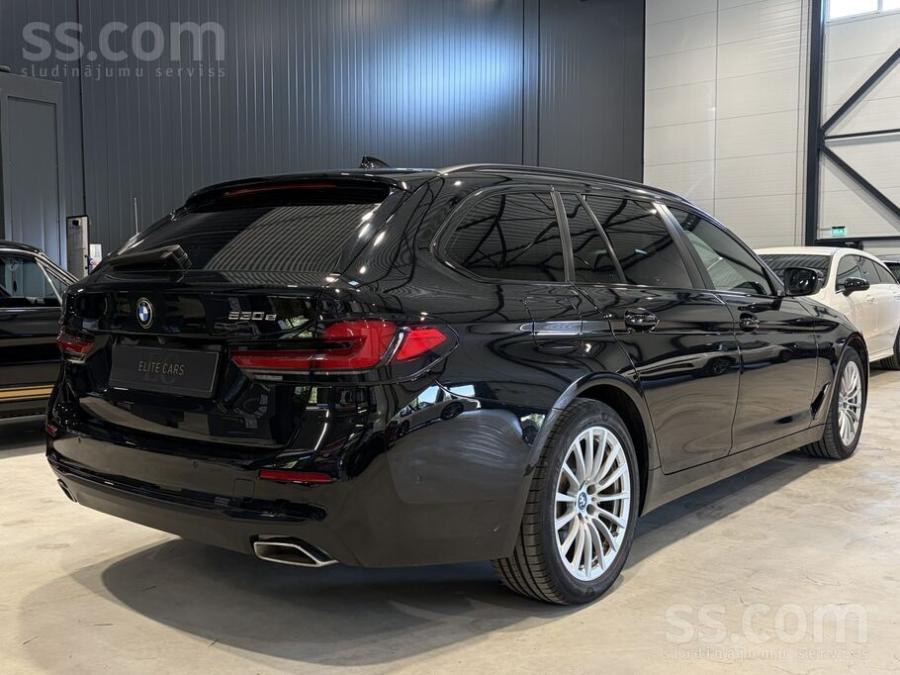 Melns BMW 530 2021 Rīga, ar dzinēja tilpumu 2.00 L un nobraukumu 80 tūkst. km par 26490 €, foto 6 vietnē AUTOMOTO.COM.LV