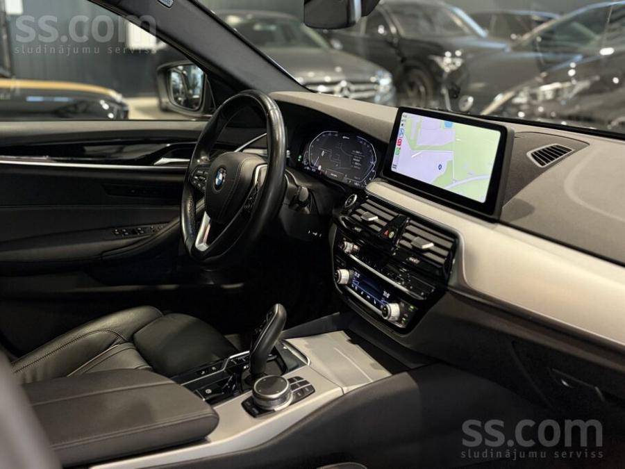 Melns BMW 530 2021 Rīga, ar dzinēja tilpumu 2.00 L un nobraukumu 80 tūkst. km par 26490 €, foto 29 vietnē AUTOMOTO.COM.LV