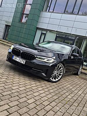 Черный БМВ 530 2021 в Тукумс, объемом двигателя 3.00 л и пробегом 160 тыс. км за 25900 €, фото  на AUTOMOTO.COM.LV