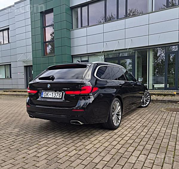 Melns BMW 530 2021 Tukums, ar dzinēja tilpumu 3.00 L un nobraukumu 160 tūkst. km par 25900 €, foto 4 vietnē AUTOMOTO.COM.LV