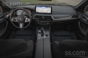 Black BMW 530 2021 in Jelgava, with an engine capacity of 2.00 L and mileage of 246 thousand km for 22500 €, photo 9 on AUTOMOTO.COM.LV