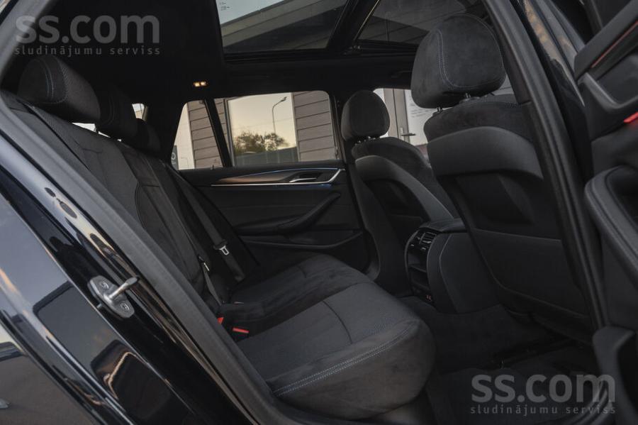 Black BMW 530 2021 in Jelgava, with an engine capacity of 2.00 L and mileage of 246 thousand km for 22500 €, photo 13 on AUTOMOTO.COM.LV
