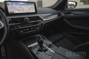 Black BMW 530 2021 in Jelgava, with an engine capacity of 2.00 L and mileage of 246 thousand km for 22500 €, photo 19 on AUTOMOTO.COM.LV