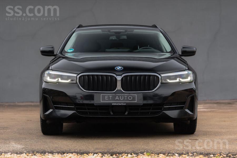 Melns BMW 530 2022 Jelgava, ar dzinēja tilpumu 2.00 L un nobraukumu 186 tūkst. km par 24000 €, foto 2 vietnē AUTOMOTO.COM.LV
