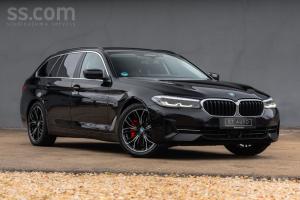 Melns BMW 530 2022 Jelgava, ar dzinēja tilpumu 2.00 L un nobraukumu 186 tūkst. km par 24000 €, foto 3 vietnē AUTOMOTO.COM.LV