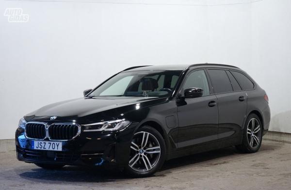 Melns BMW 530 2022 Kauņa, ar dzinēja tilpumu 0.00 L un nobraukumu 78 tūkst. km par 36480 €, foto 2 vietnē AUTOMOTO.COM.LV