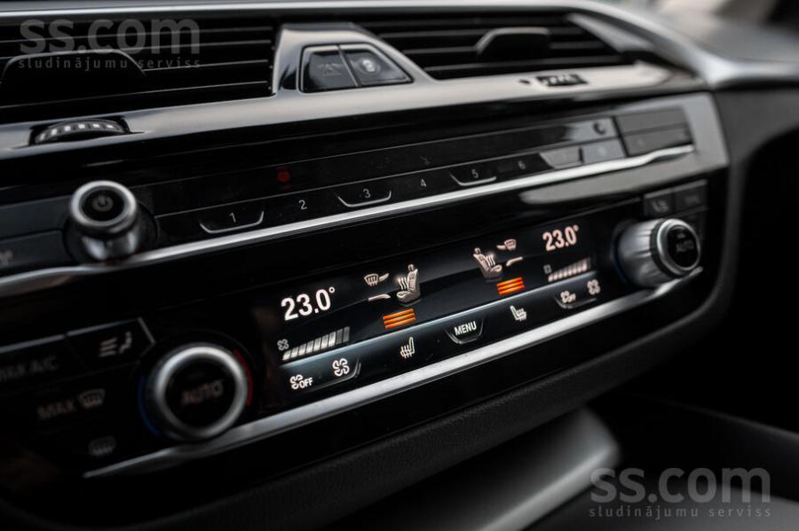 Black BMW 530 2022 in Jelgava, with an engine capacity of 2.00 L and mileage of 186 thousand km for 21800 €, photo 24 on AUTOMOTO.COM.LV