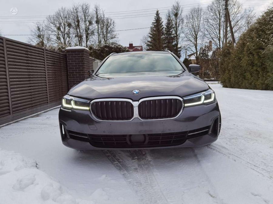 Melns BMW 530 2023 Kauņa, ar dzinēja tilpumu 2.99 L un nobraukumu 159 tūkst. km par 20700 €, foto 9 vietnē AUTOMOTO.COM.LV