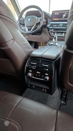 Black BMW 530 2023 in Kaunas, with an engine capacity of 2.00 L and mileage of 89 thousand km for 36600 €, photo 15 on AUTOMOTO.COM.LV