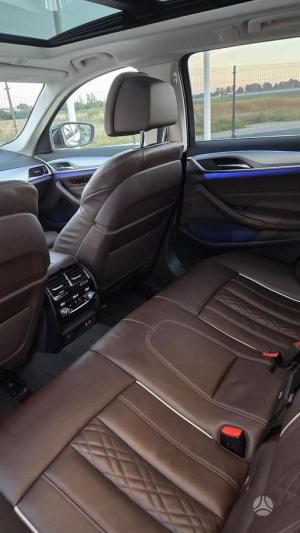 Black BMW 530 2023 in Kaunas, with an engine capacity of 2.00 L and mileage of 89 thousand km for 36600 €, photo 19 on AUTOMOTO.COM.LV