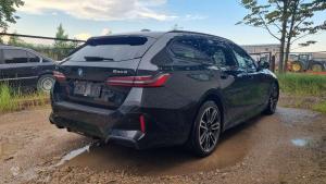 Black BMW 530 2024 in Siauliai, with an engine capacity of 2.00 L and mileage of 150 thousand km for 32000 €, photo 17 on AUTOMOTO.COM.LV