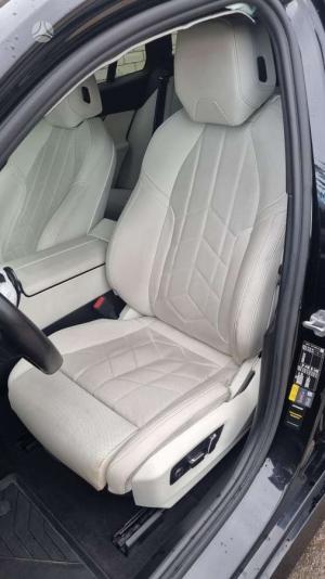 Black BMW 530 2024 in Siauliai, with an engine capacity of 2.00 L and mileage of 150 thousand km for 32000 €, photo 31 on AUTOMOTO.COM.LV