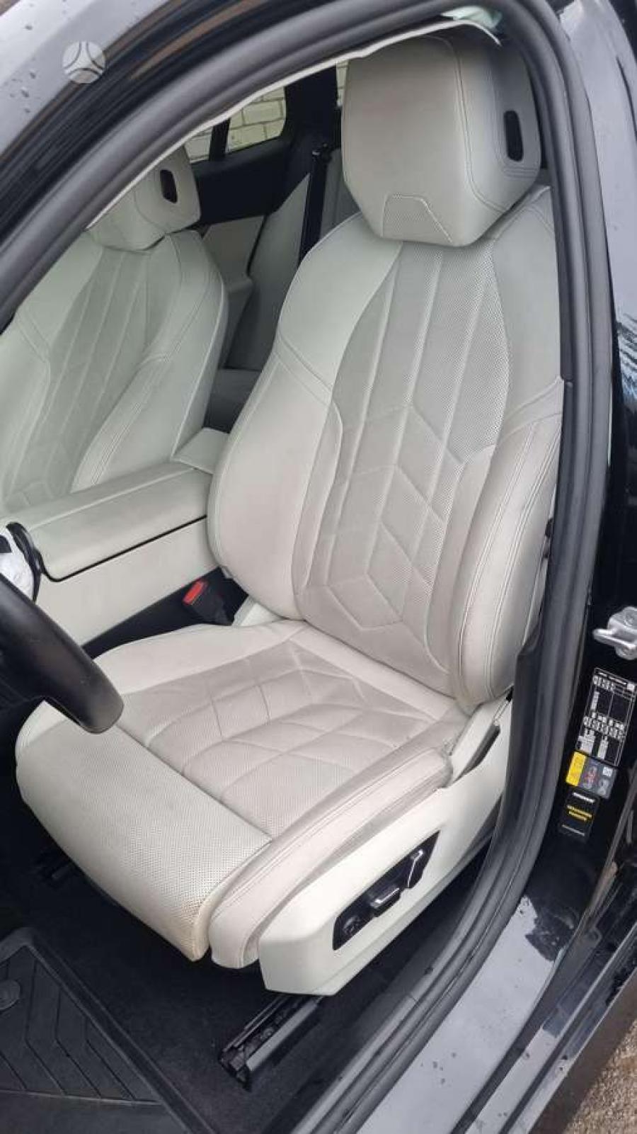 Black BMW 530 2024 in Siauliai, with an engine capacity of 2.00 L and mileage of 150 thousand km for 32000 €, photo 31 on AUTOMOTO.COM.LV