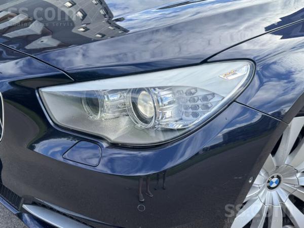 Blue BMW 530 2010 in Riga, with an engine capacity of 3.00 L and mileage of 296 thousand km for 9100 €, photo 6 on AUTOMOTO.COM.LV