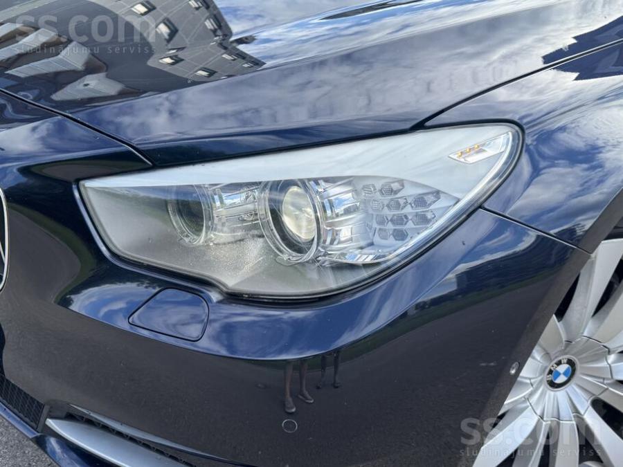 Blue BMW 530 2010 in Riga, with an engine capacity of 3.00 L and mileage of 296 thousand km for 9100 €, photo 6 on AUTOMOTO.COM.LV