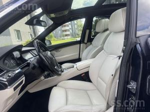 Blue BMW 530 2010 in Riga, with an engine capacity of 3.00 L and mileage of 296 thousand km for 9100 €, photo 8 on AUTOMOTO.COM.LV