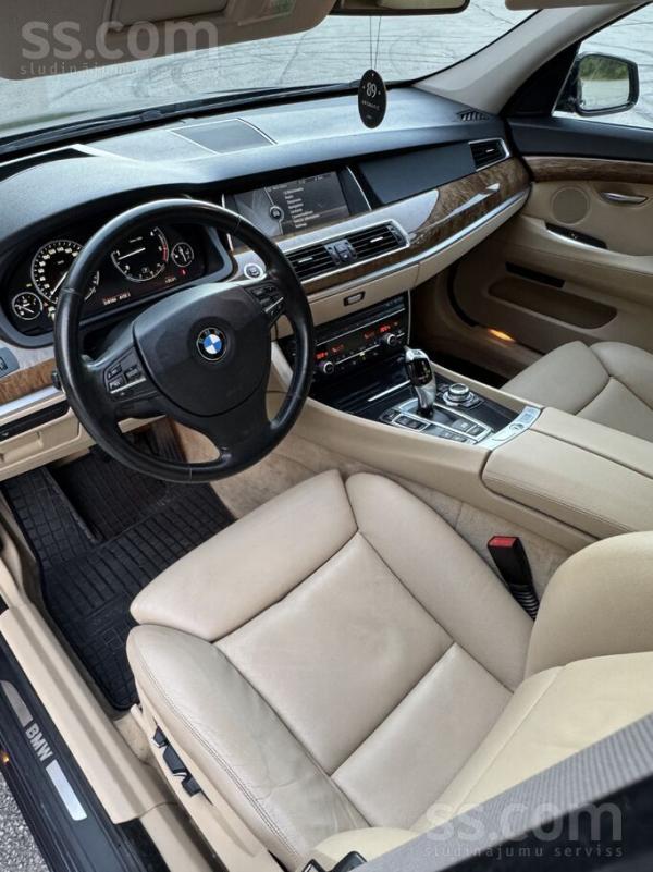 Blue BMW 530 2010 in Ventspils, with an engine capacity of 3.00 L and mileage of 318 thousand km for 8200 €, photo 5 on AUTOMOTO.COM.LV