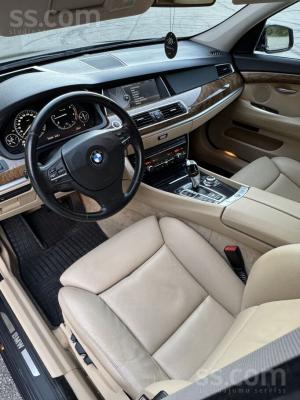 Blue BMW 530 2010 in Ventspils, with an engine capacity of 3.00 L and mileage of 318 thousand km for 8200 €, photo 6 on AUTOMOTO.COM.LV