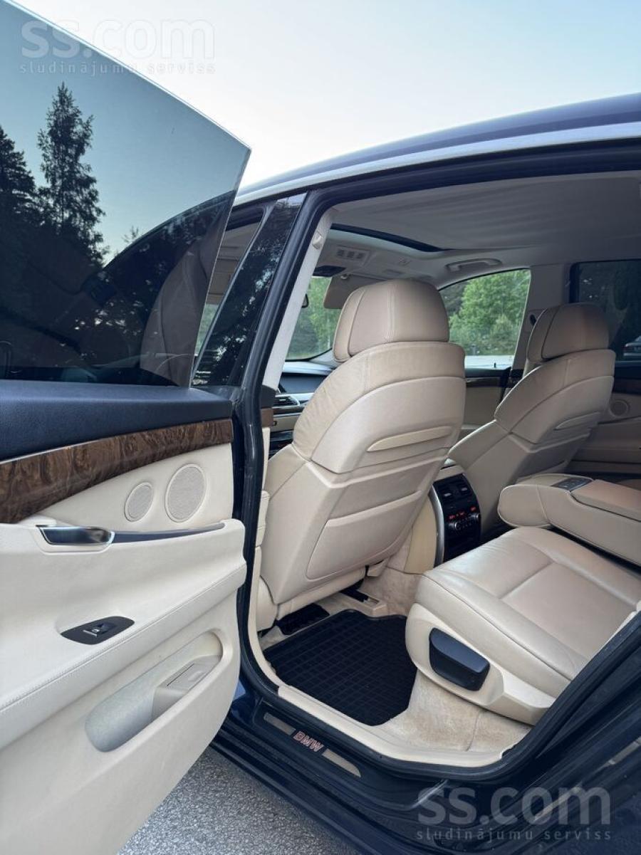 Blue BMW 530 2010 in Ventspils, with an engine capacity of 3.00 L and mileage of 318 thousand km for 8200 €, photo 8 on AUTOMOTO.COM.LV