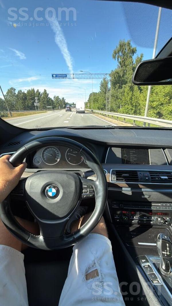 Blue BMW 530 2010 in Riga, with an engine capacity of 3.00 L and mileage of 380 thousand km for 5750 €, photo 8 on AUTOMOTO.COM.LV
