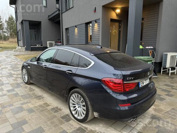 Blue BMW 530 2010 in Riga, with an engine capacity of 3.00 L and mileage of 353 thousand km for 5500 €, photo 6 on AUTOMOTO.COM.LV