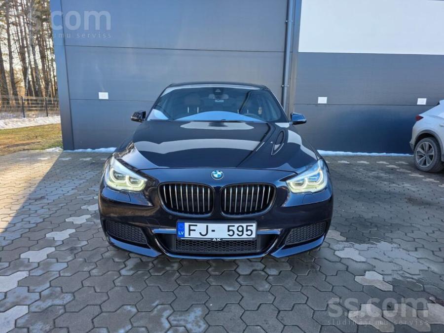 Blue BMW 530 2015 in Jurmala, with an engine capacity of 3.00 L and mileage of 189 thousand km for 18900 €, photo 3 on AUTOMOTO.COM.LV