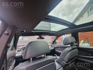 Blue BMW 530 2016 in Riga, with an engine capacity of 3.00 L and mileage of 200 thousand km for 15500 €, photo 7 on AUTOMOTO.COM.LV