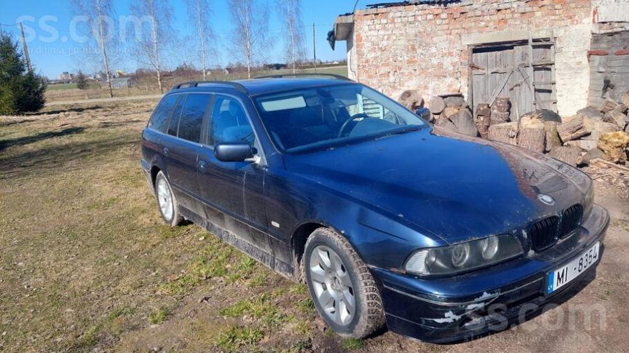 Zils BMW 530 2002 Bauska, ar dzinēja tilpumu 3.00 L un nobraukumu 397 tūkst. km par 1450 €, foto 4 vietnē AUTOMOTO.COM.LV