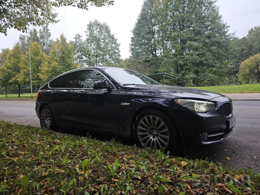 Zils BMW 530 2010 Rīga, ar dzinēja tilpumu 3.00 L un nobraukumu 0 tūkst. km par 4000 €, foto 1 vietnē AUTOMOTO.COM.LV